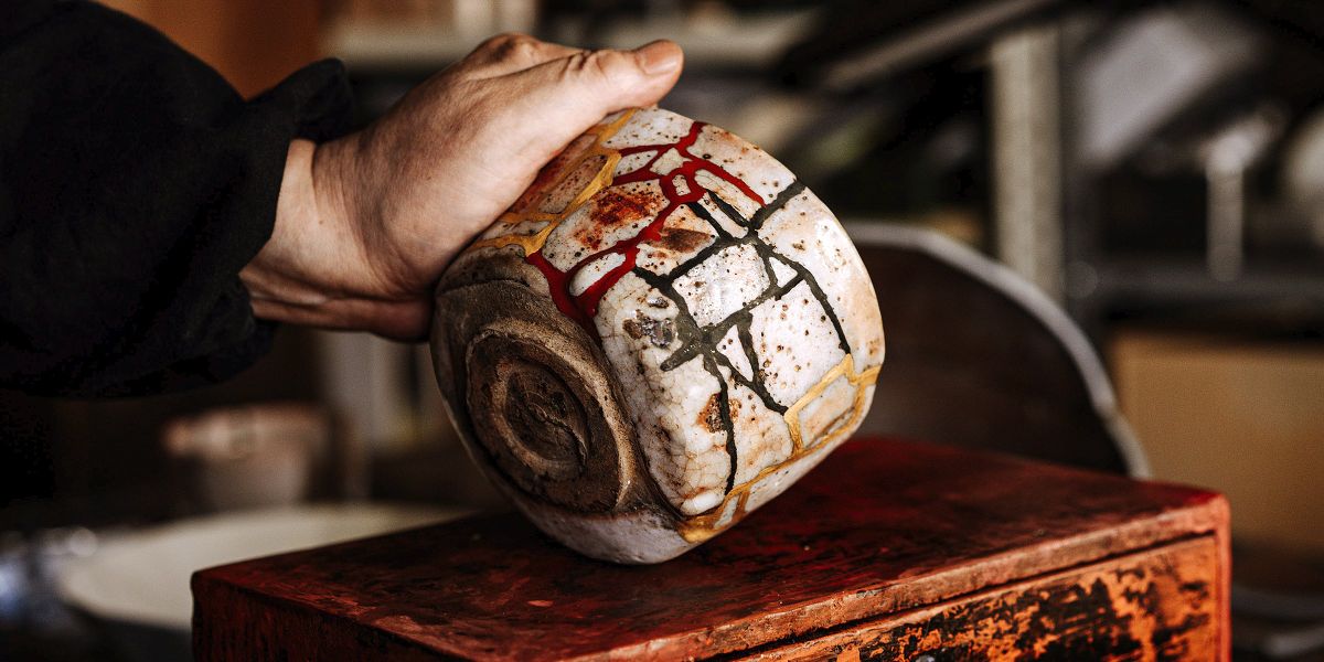 Mend the Pieces of Your Heart with These 36 Golden Kintsugi Quotes